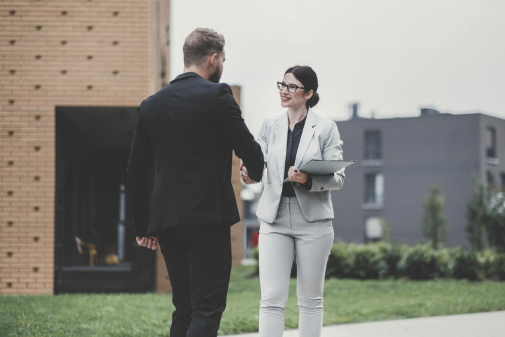 10 common HOA problems and how to deal with them