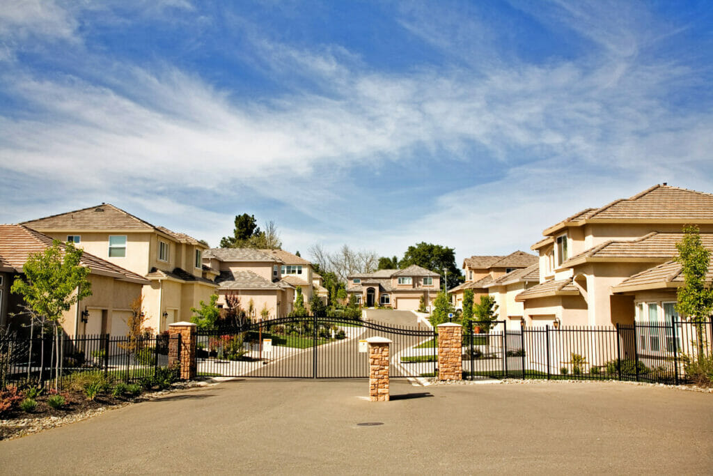 What is a gated community (and how to live in one)